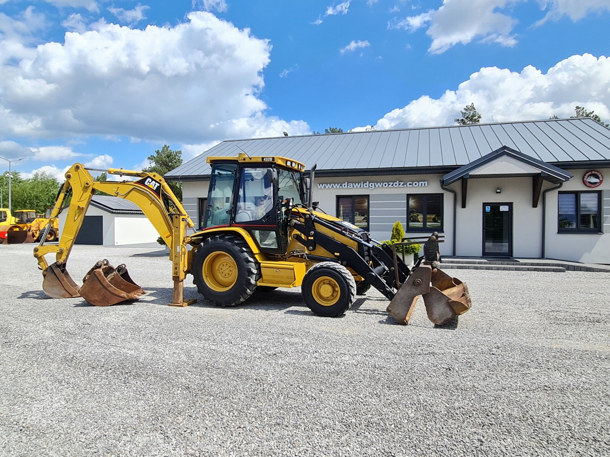 Dawid Gwóźdź - Maszyny budowlane - CATERPILLAR 432D