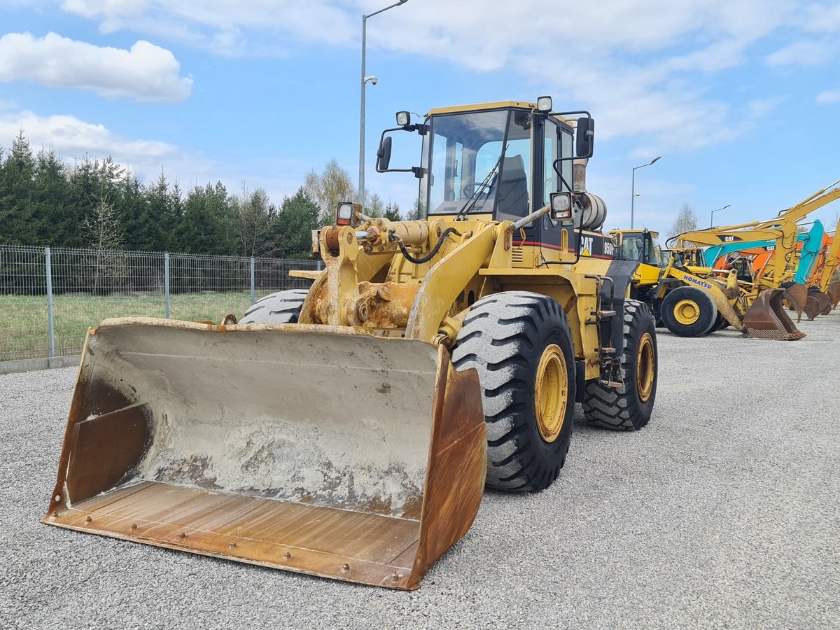 Dawid Gwóźdź - Maszyny budowlane - CATERPILLAR 950F2