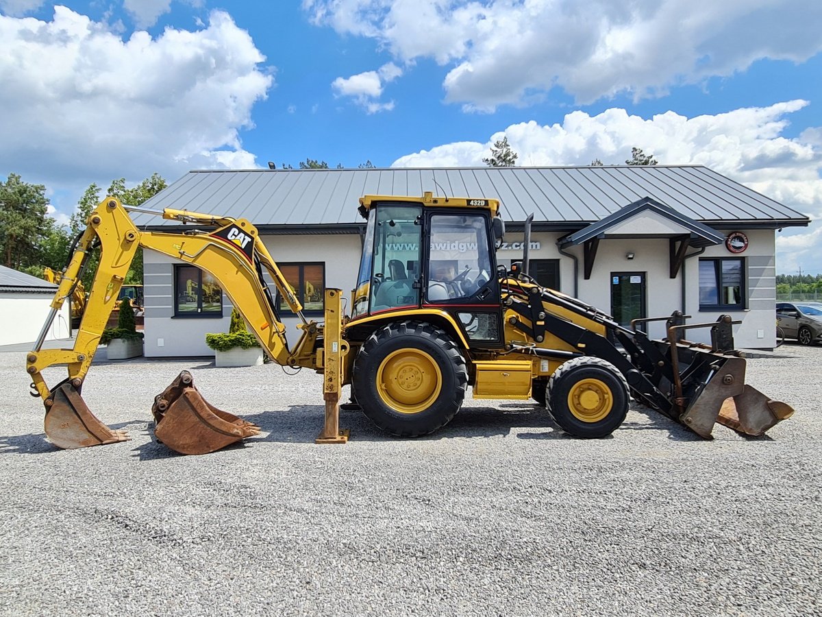 Dawid Gwóźdź - Maszyny budowlane - CATERPILLAR 432D