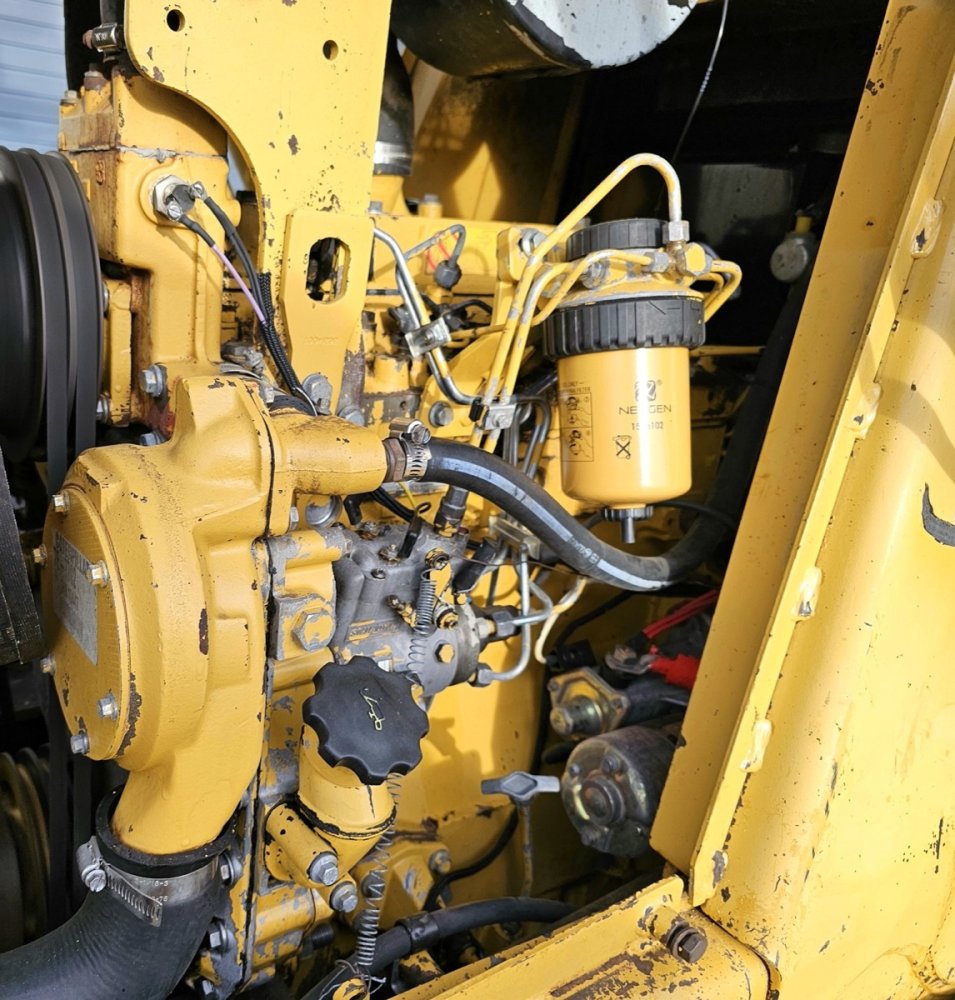 Dawid Gwóźdź - Maszyny budowlane - CATERPILLAR 428B