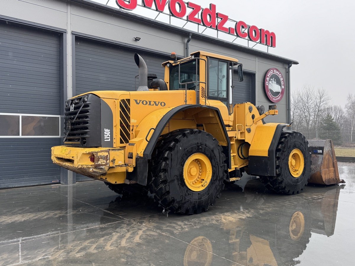 Dawid Gwóźdź - Maszyny budowlane - VOLVO L150F