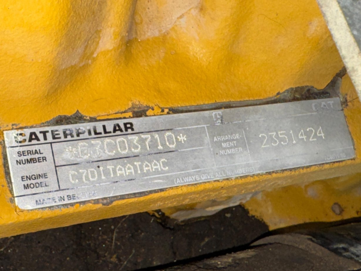 Dawid Gwóźdź - Maszyny budowlane - CATERPILLAR 962H